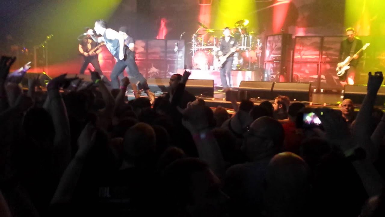 Volbeat and Trivium - Evelyn - YouTube