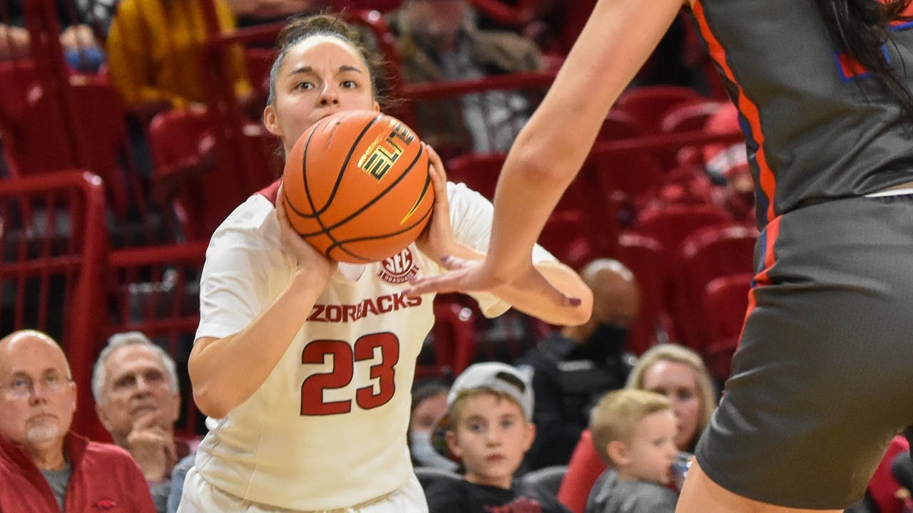 Hogs' Erynn Barnum, Amber Ramirez: On narrow 65-58 win over SMU - YouTube