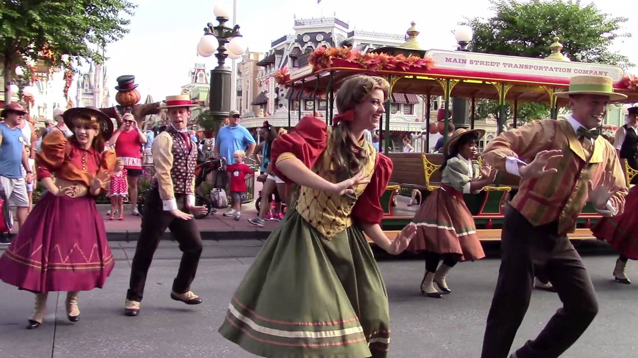 Walt Disney World: The Trolley Show (9/18/16) - YouTube
