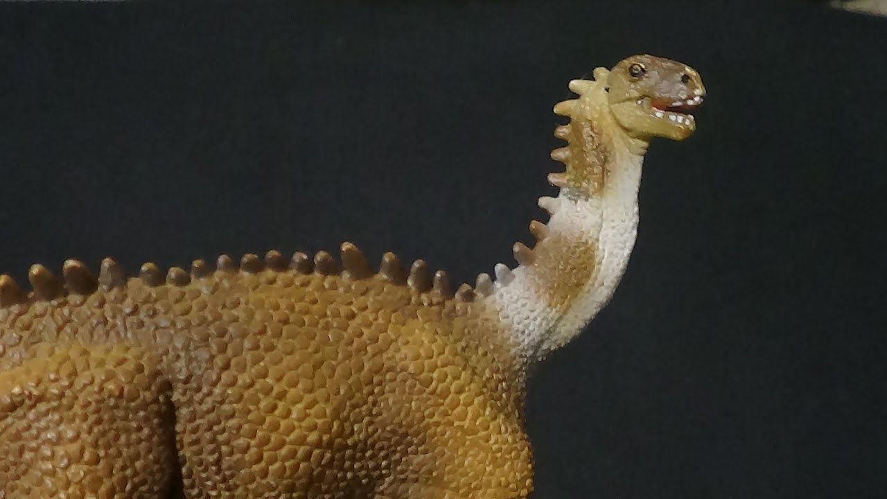 Shunosaurus Safari LTD Dinosaur Action Figure Review - YouTube