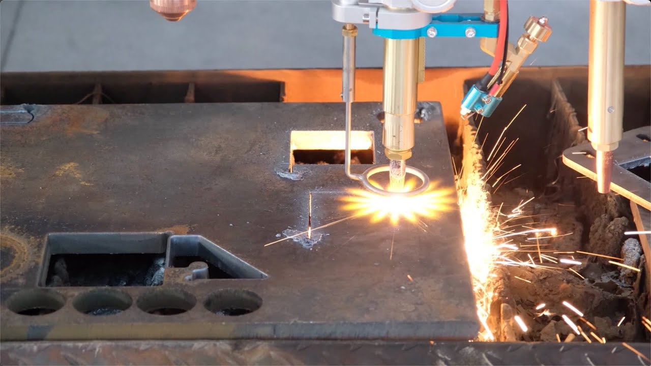 Fine Gantry Flame Cutting - CNC Flame Cutting 20mm Thick Plate - YouTube