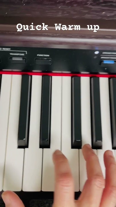 Quick warm up #piano #pianist #music #musician #lifestyle - YouTube