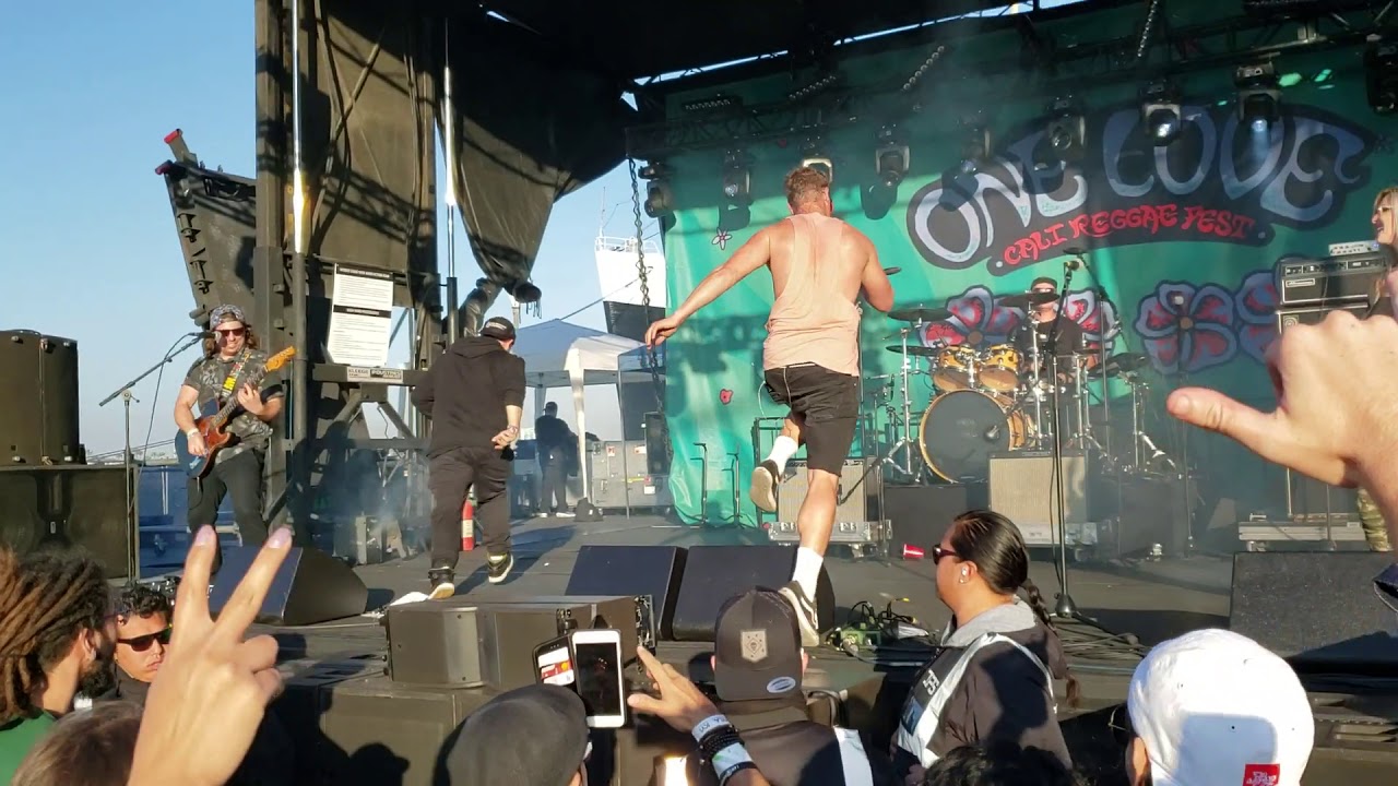 Seranation performs What UP! at One Love 2020 - YouTube