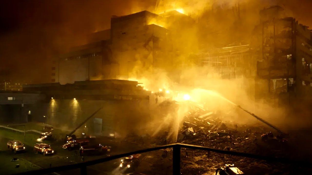 Chernobyl Disaster – April 26, 1986 | Colorized Documentary - YouTube