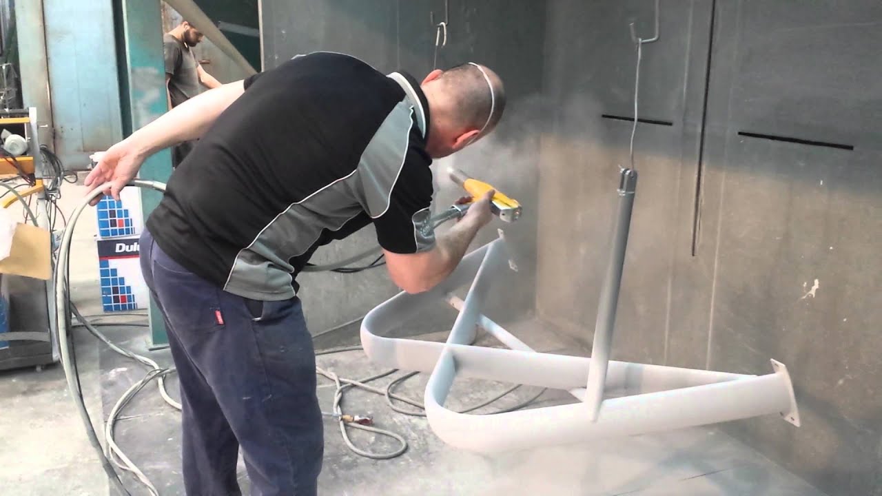 Powder coating the roll bar for a Lotus 340R - YouTube