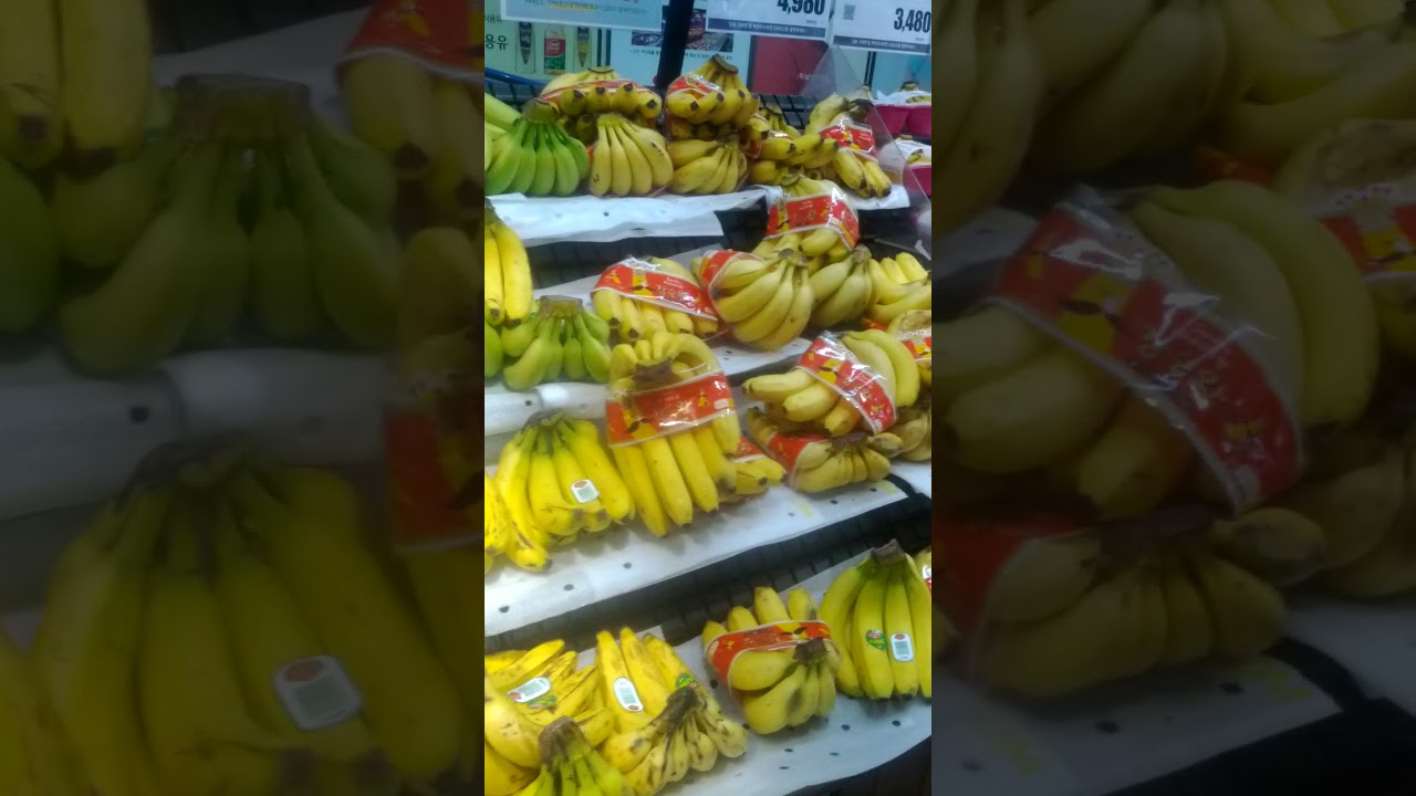 Lots of Bananas-01 - YouTube