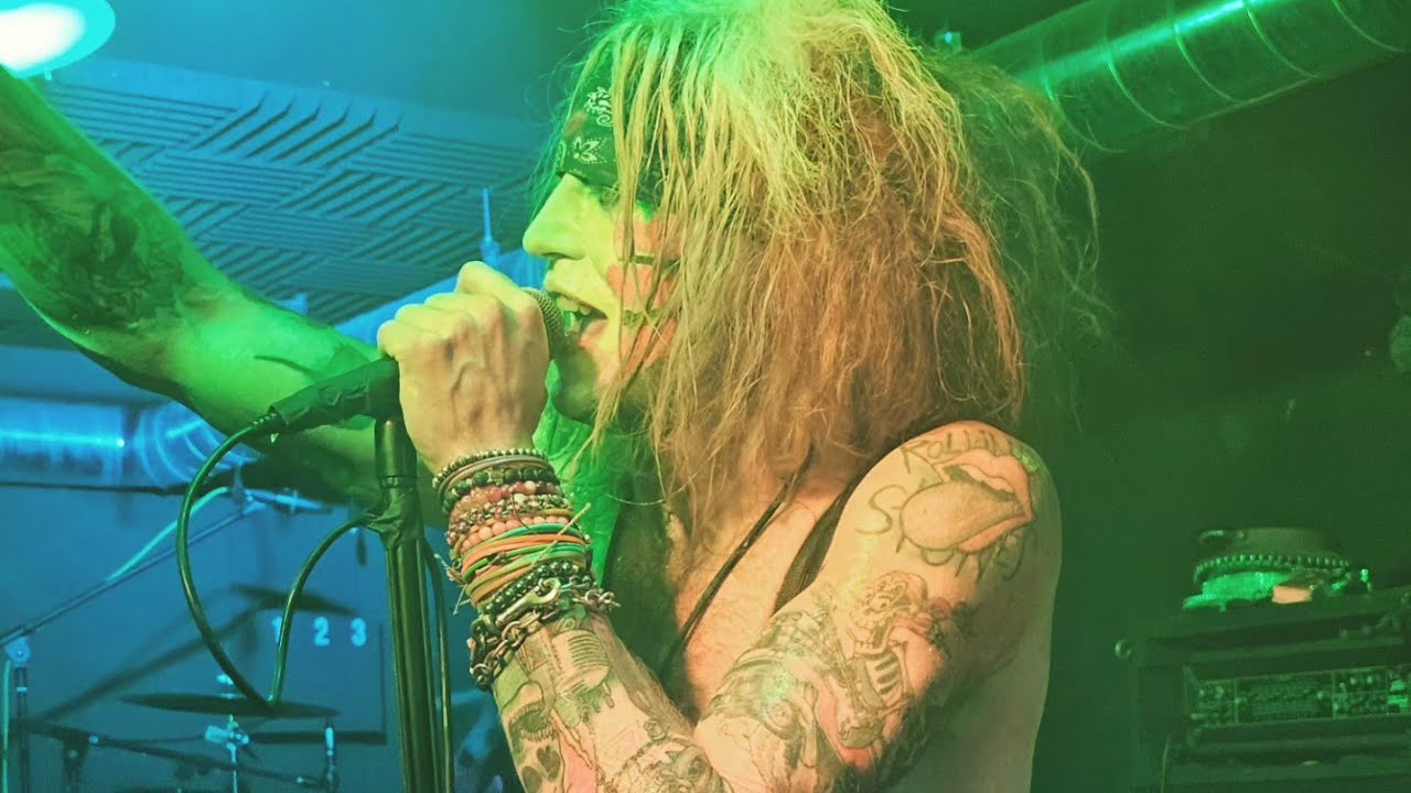 The Midnight Devils - Sound of Domination (Live 4K) - YouTube