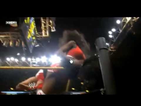 naomi big Stinkface hot