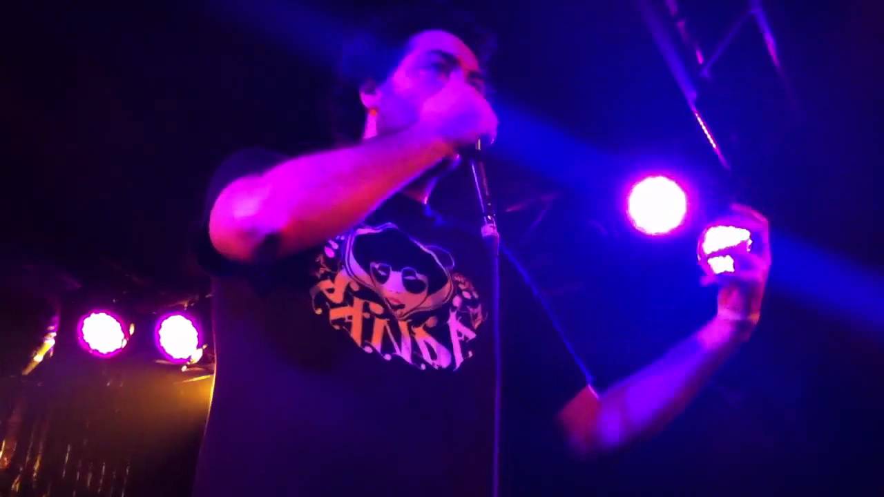 Mando Solo Beatbox im Cassiopeia - YouTube