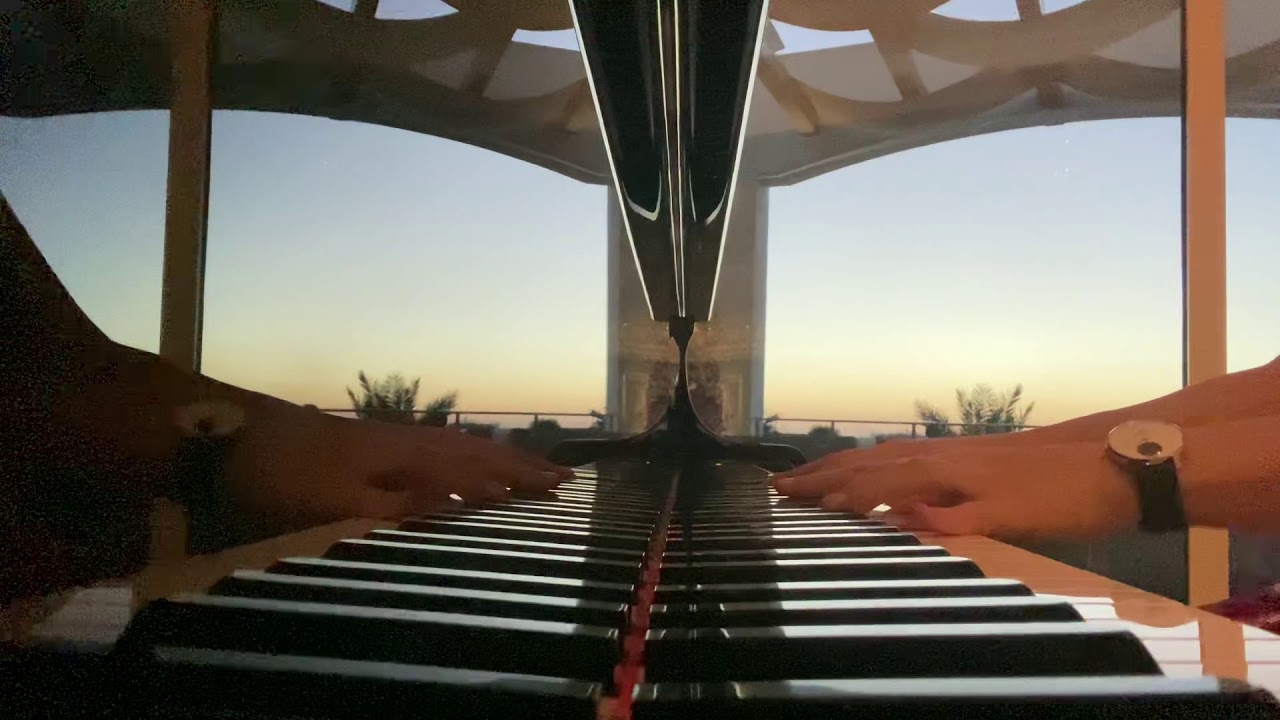 Câlin Scott - You Are The Reason - YouTube