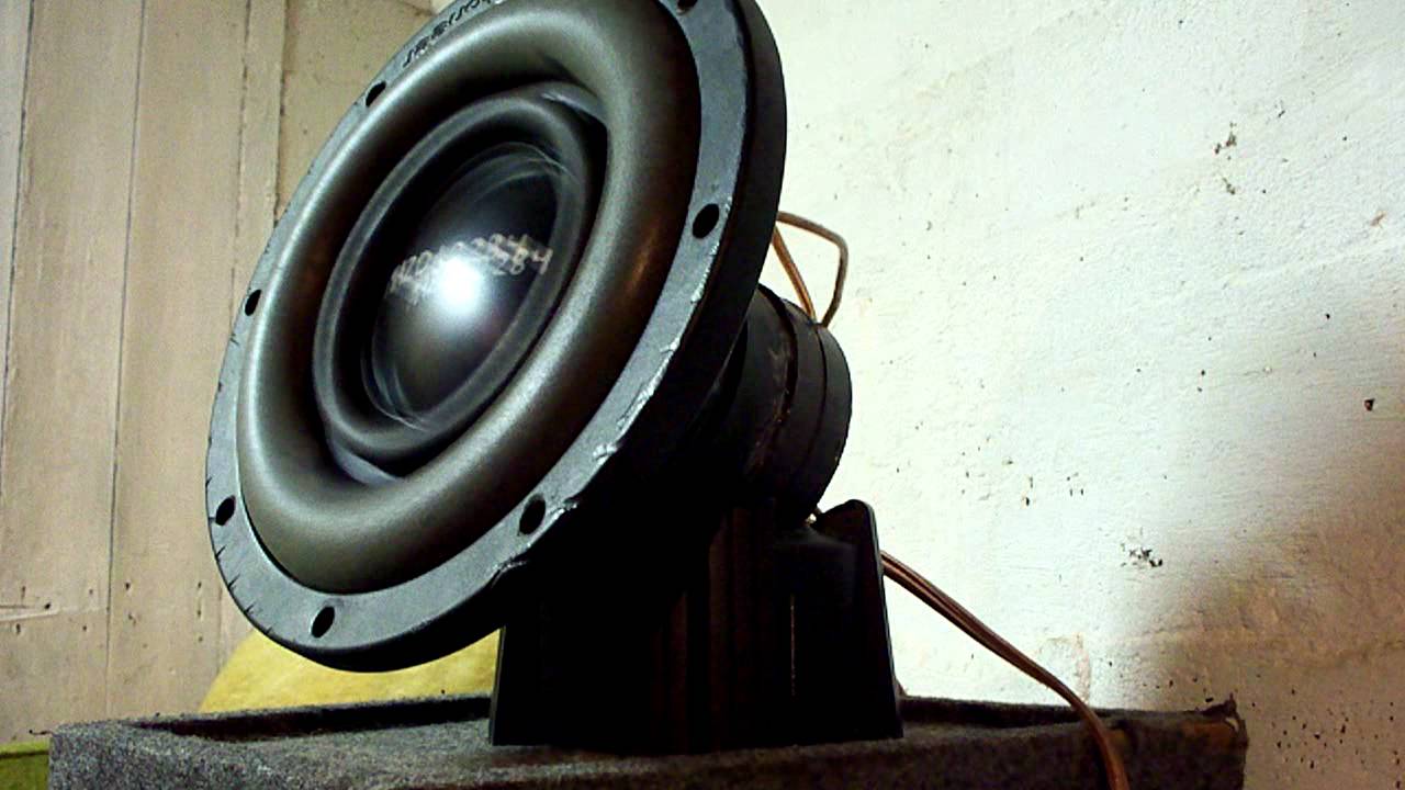 Insane Bs4 12'' subwoofer going crazy !!! - YouTube