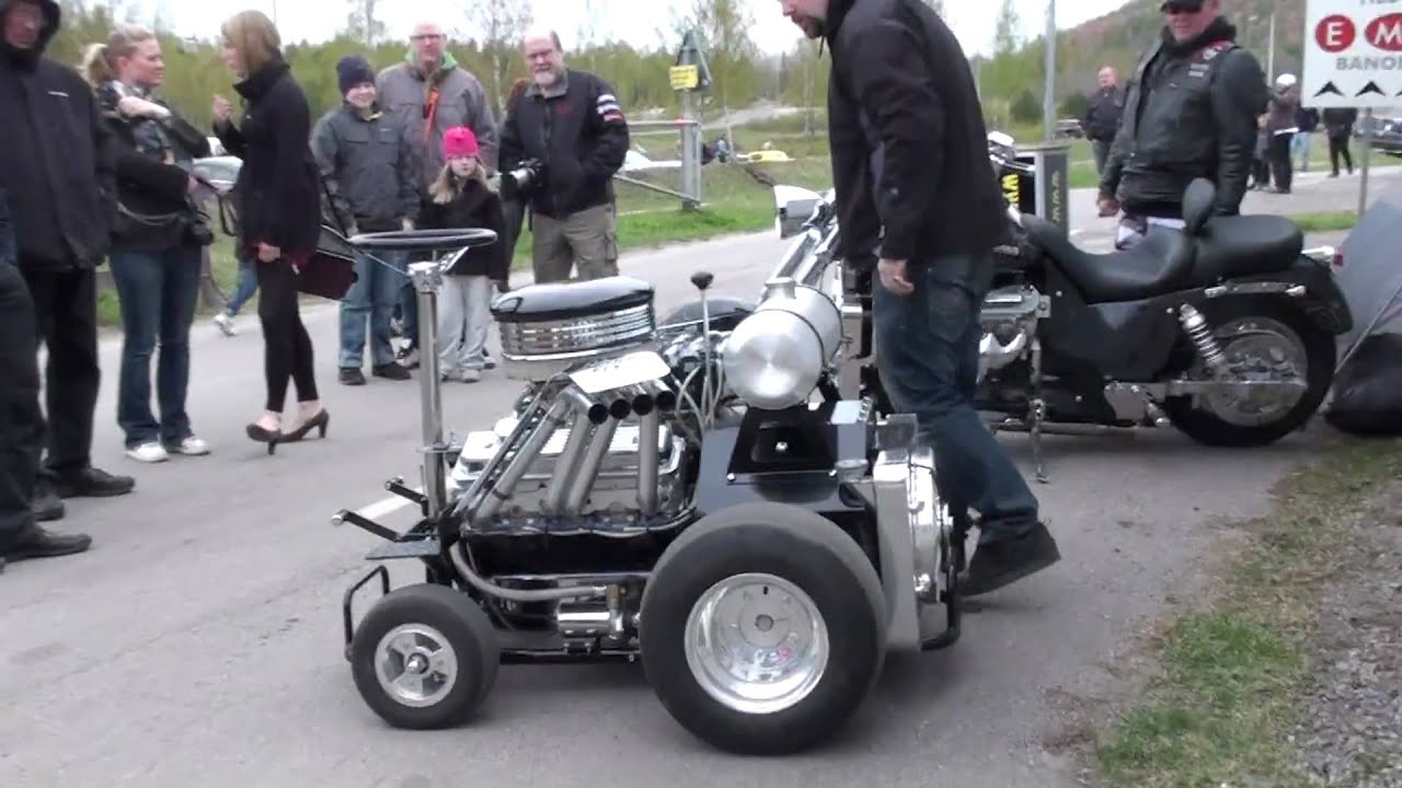 V8 barstool racer - YouTube