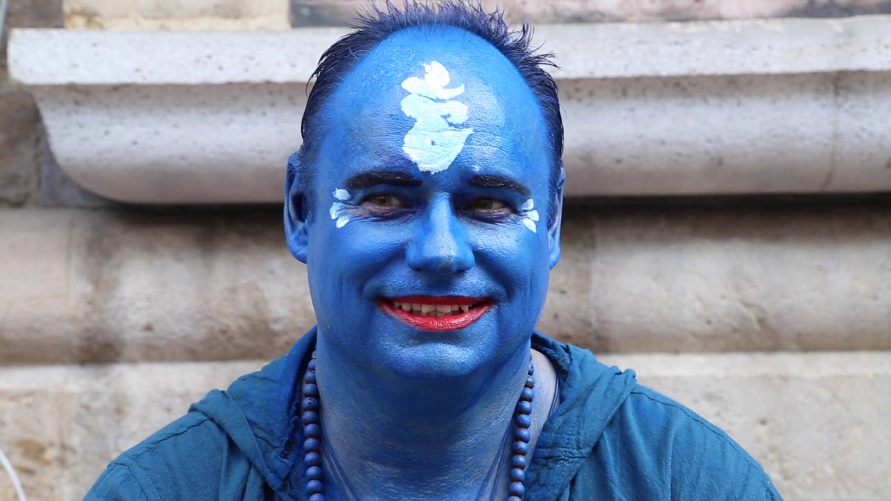 Austria Vienna Man painted in blue / Autriche Vienne Homme peint en ...