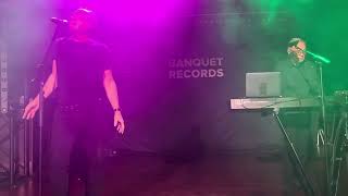 OMD - Veruschka (live) at Pryzm - 29/10/2023 Acordes - Chordify