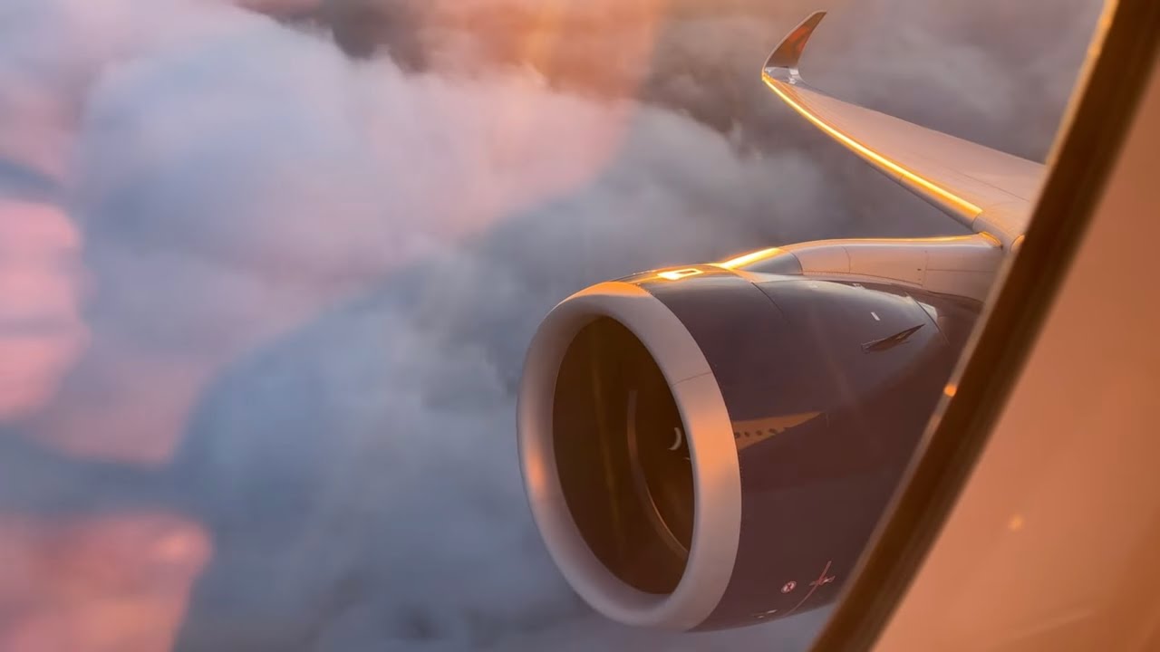 Delta A350 Sunrise Takeoff LAS VEGAS | N514DN - YouTube