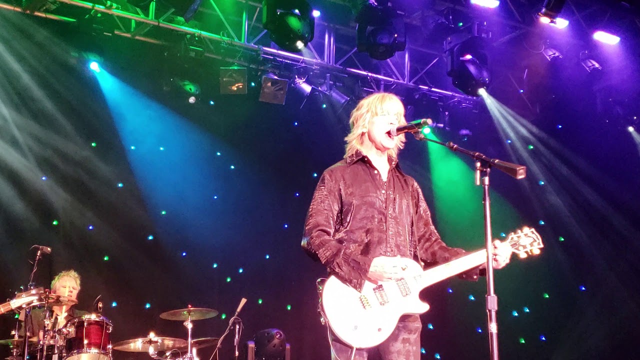 Heart Open Wide 2019 Debut David Victor formerly of Boston - YouTube