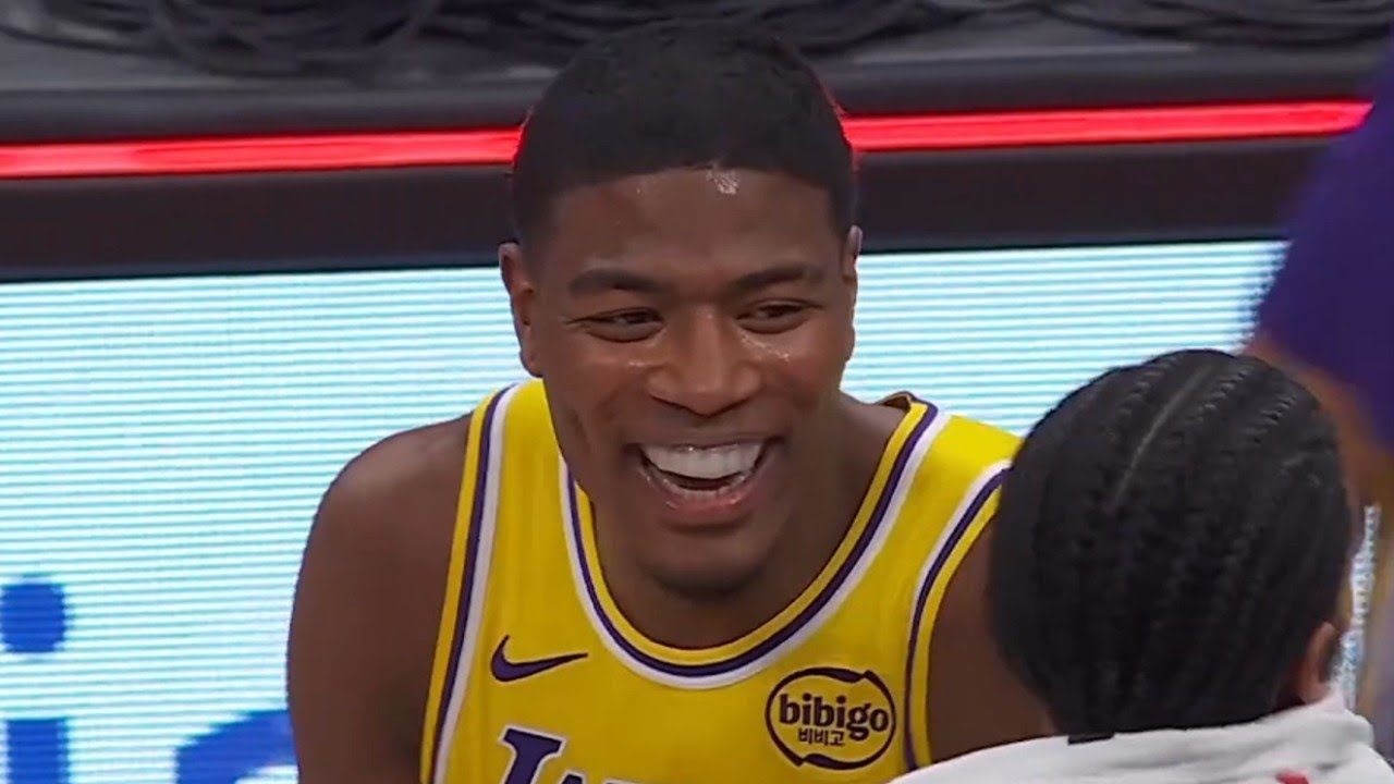 LEBRON JAMES 10 POINT STREAK ENDS FOR THE RIGHT REASON - YouTube