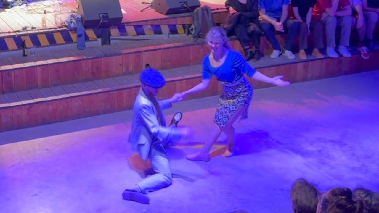 SWING DANCE Improv - Sondre, Tanya & Elisabet - YouTube