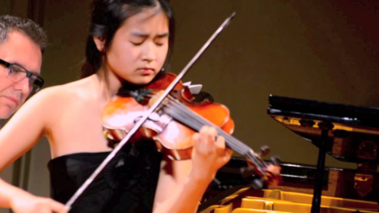 Haesol Lee plays FELIX MENDELSSOHN's Concerto in E Minor, Op.64, Mvt. I ...