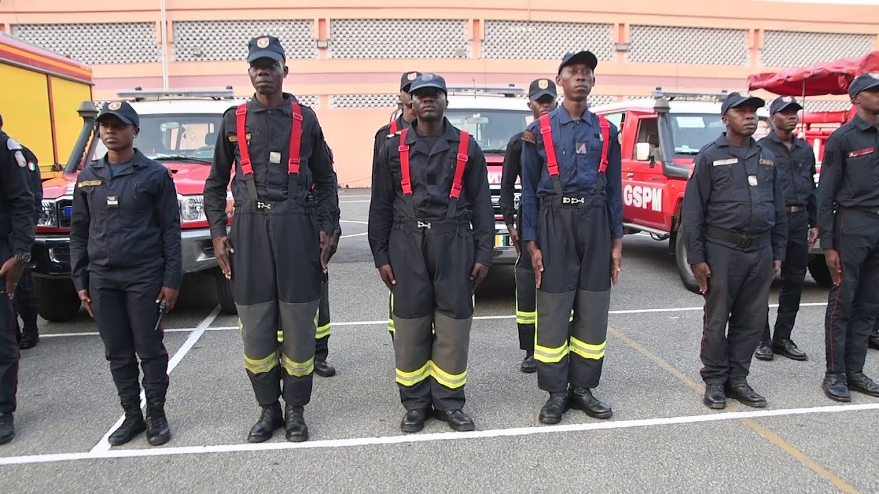 Les sapeurs-pompiers militaires déployés pour les fêtes de fin d'année ...