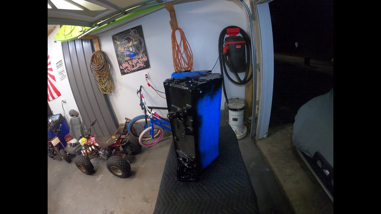 Painting The Small Block Chevy Engine -- SBC - YouTube