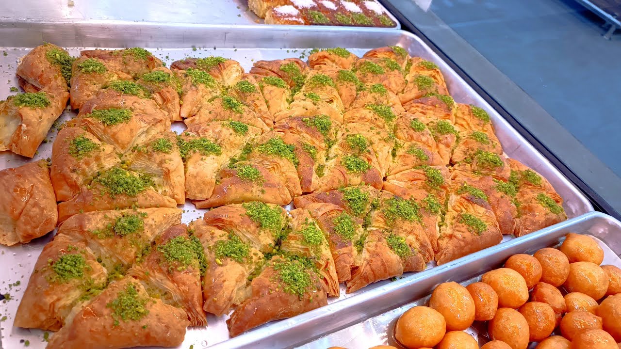 Cream filled puff pastry | Arabic sweet warbaat | وربات - YouTube