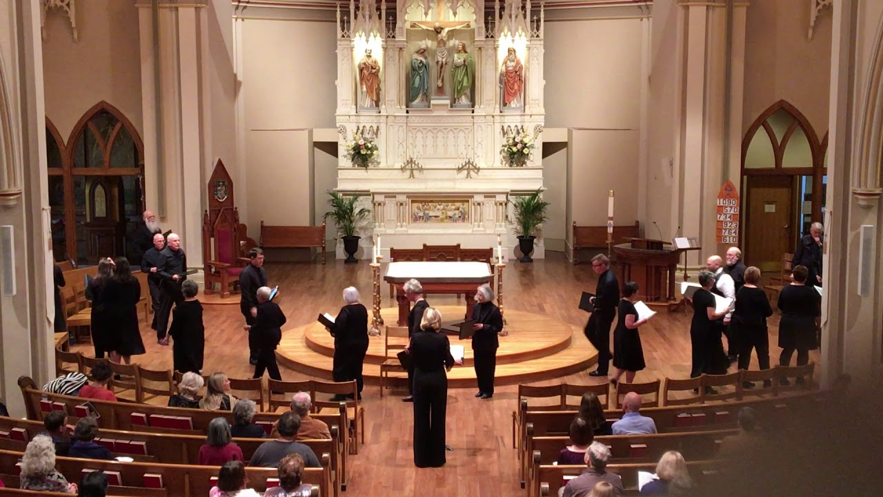 The Roman Catholic Chamber Choir "Bread of Angels" - YouTube