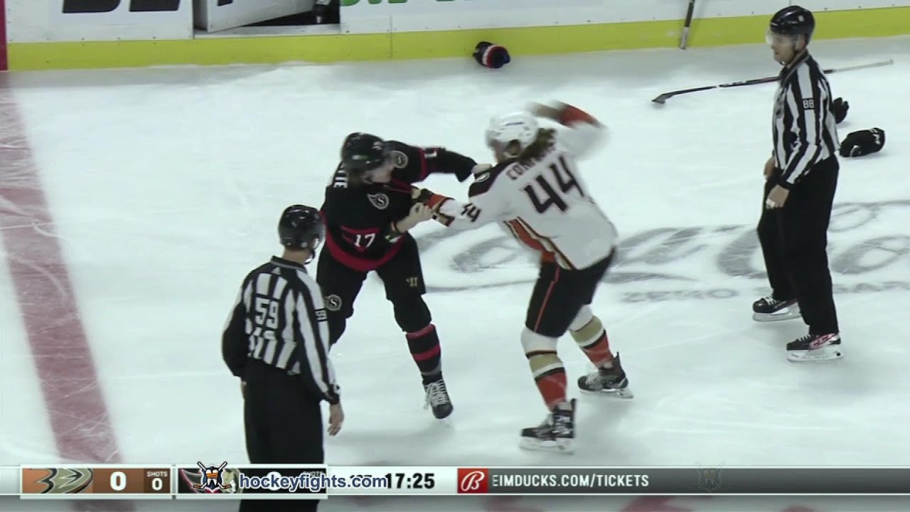 Maxime Comtois vs Adam Gaudette Jan 29, 2022 - YouTube