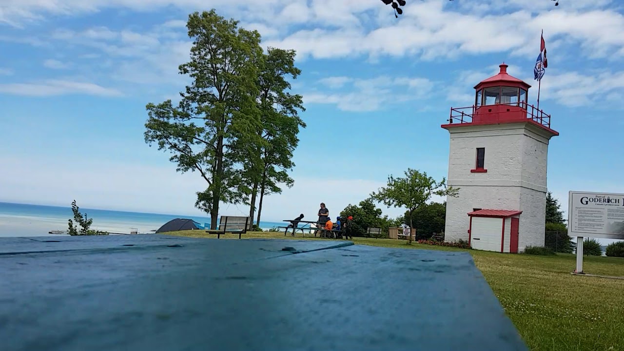 Hyperlapse of Goderich Lighthouse 11 AM June 25, 2020 - YouTube