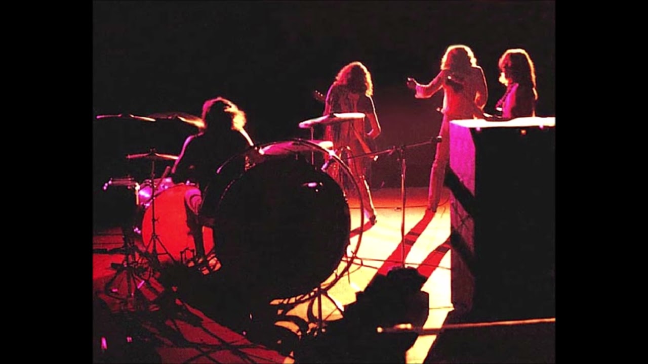 Led Zeppelin - Live in Wallingford, CT (Aug. 17th, 1969) - YouTube