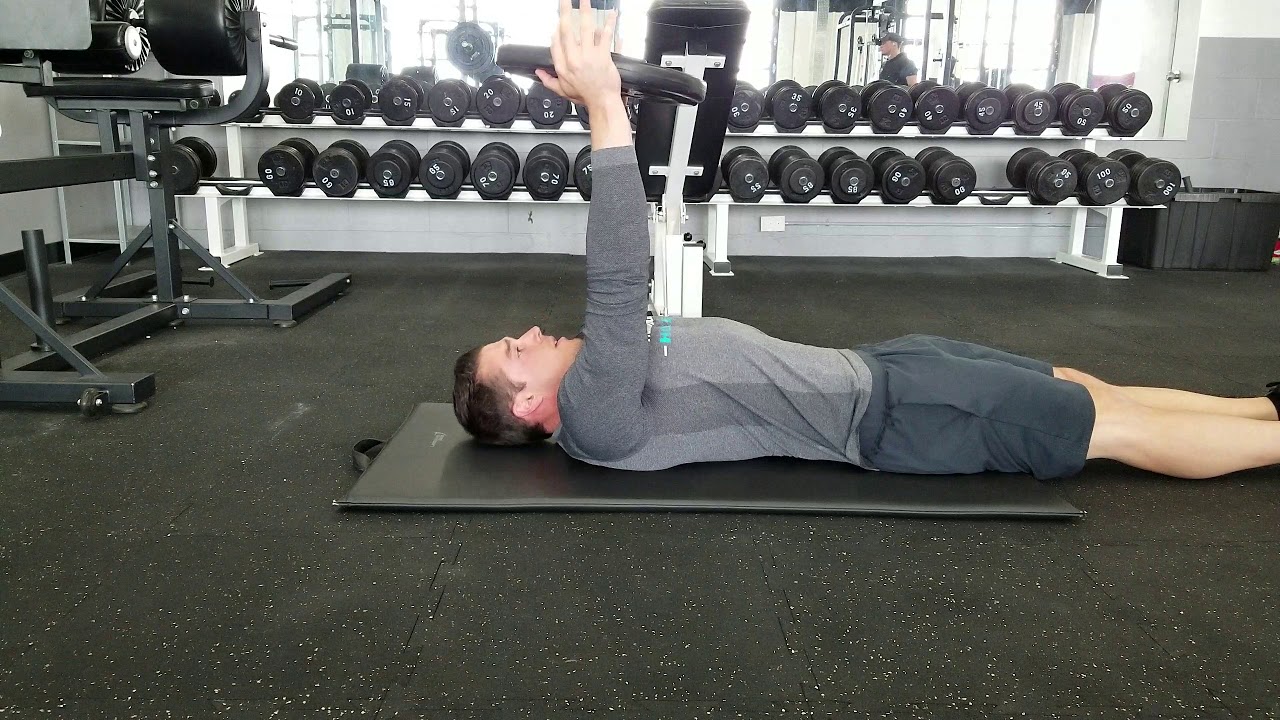 Pistol Crunch (weighted) - YouTube