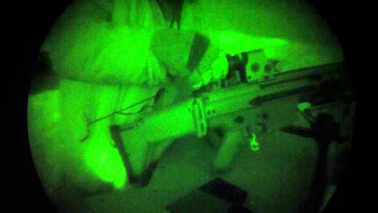 IC UWM Ultimate PVS-14 Weapon Mount - YouTube