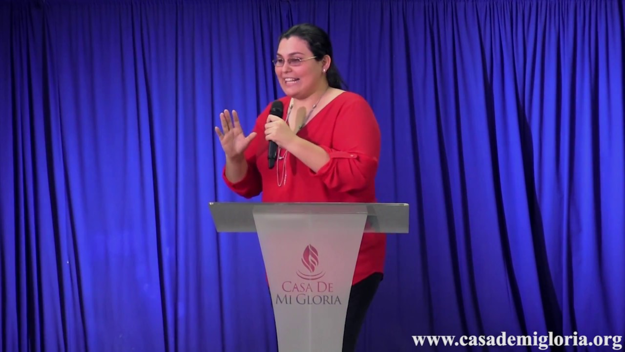 Toma Valor Y Enfócate - Mishell Gómez - YouTube