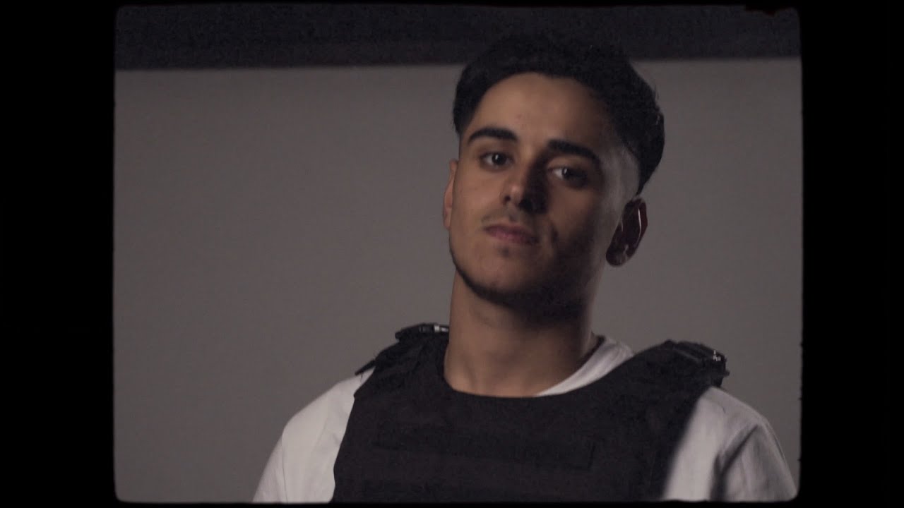 Ajzo - Forsvinder (Officiel Musikvideo) - YouTube