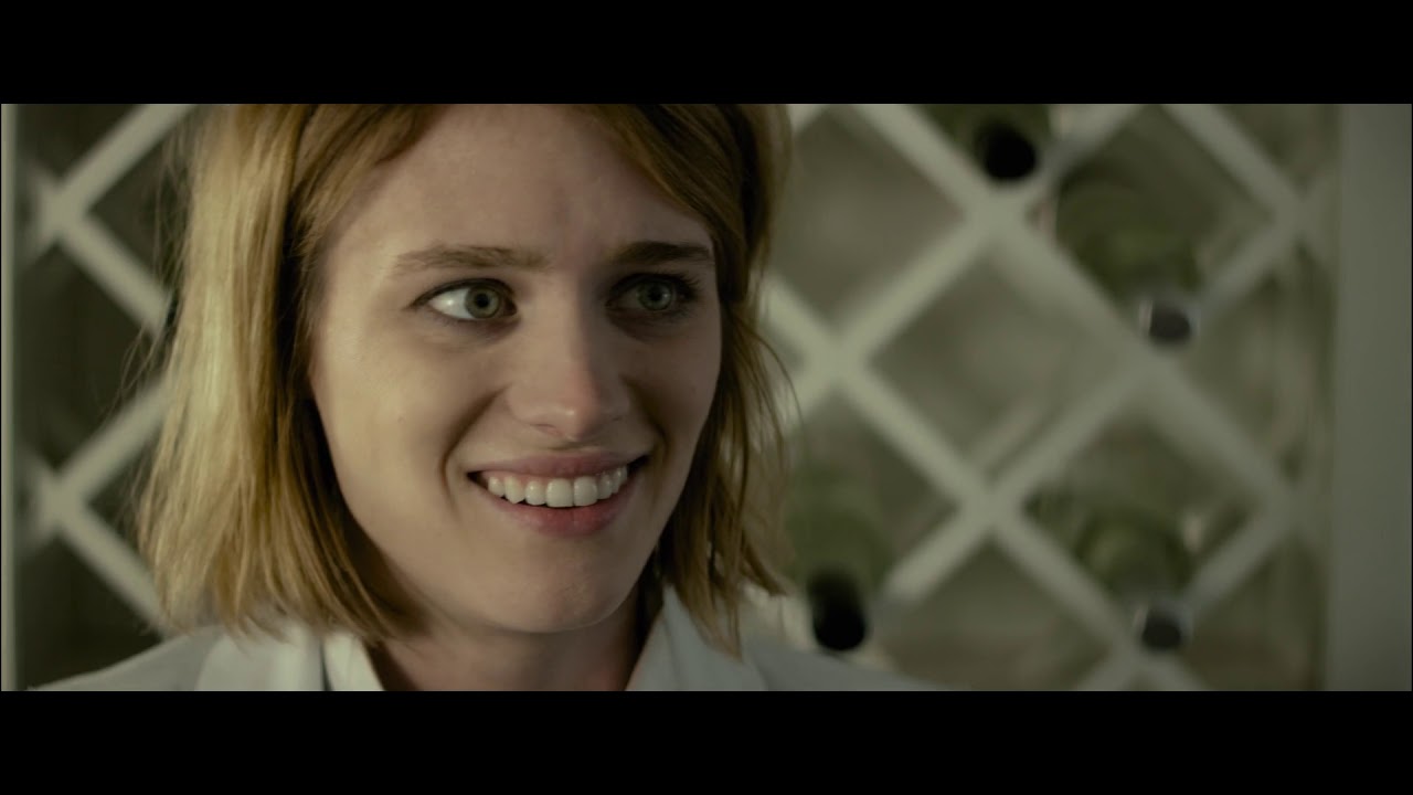 IZZY GETS THE F ACROSS TOWN - YouTube