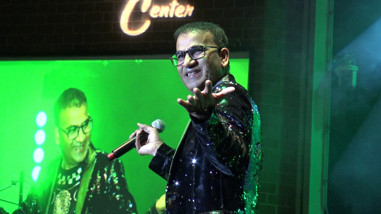 Naeem Abbas Rufi Performing live in Bolingbrook - YouTube