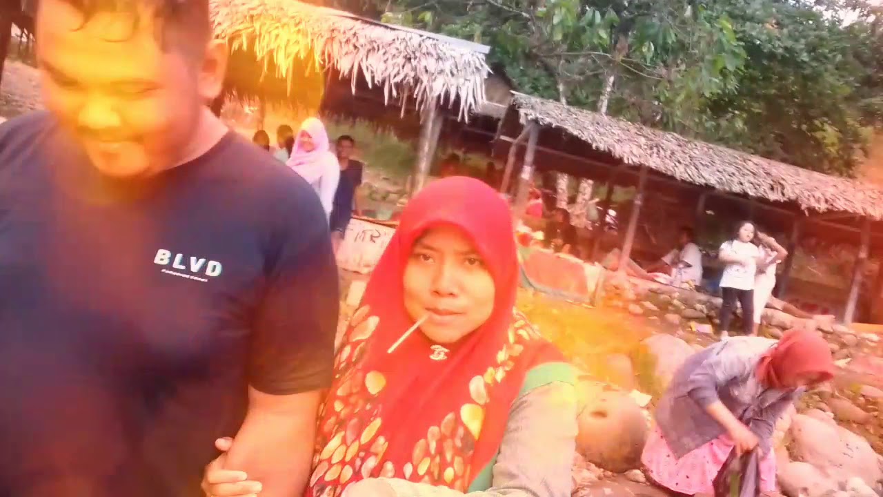 Keindahan sungai sibiru biru - YouTube