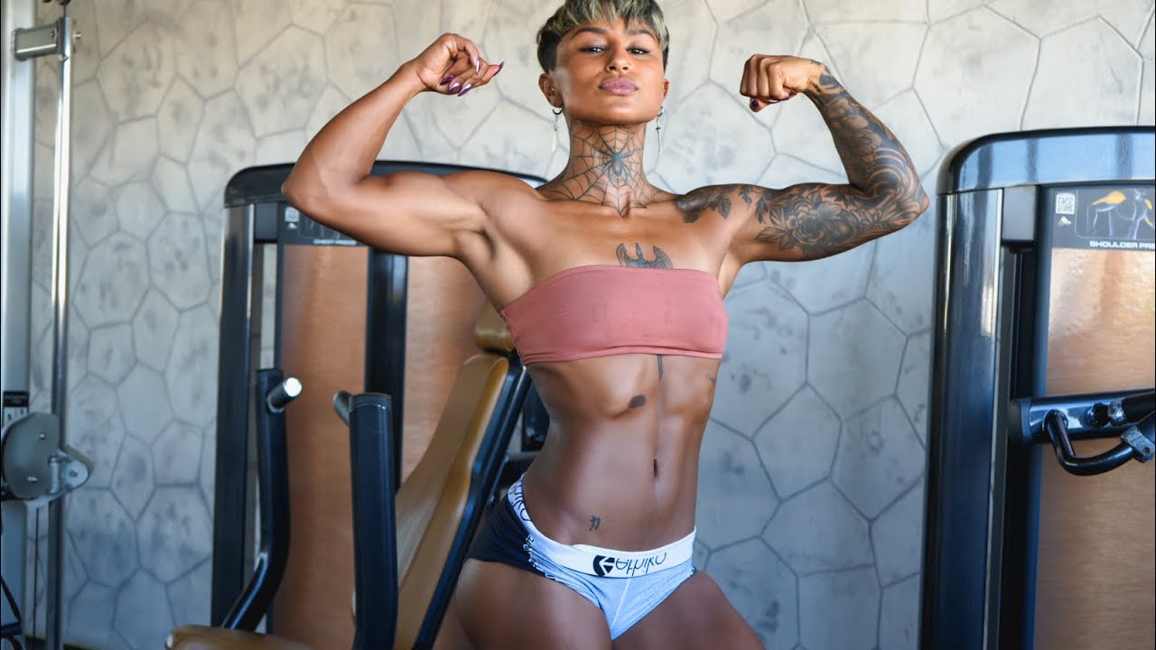 Talise Harris is the MUSCLE MOMMY!! - YouTube