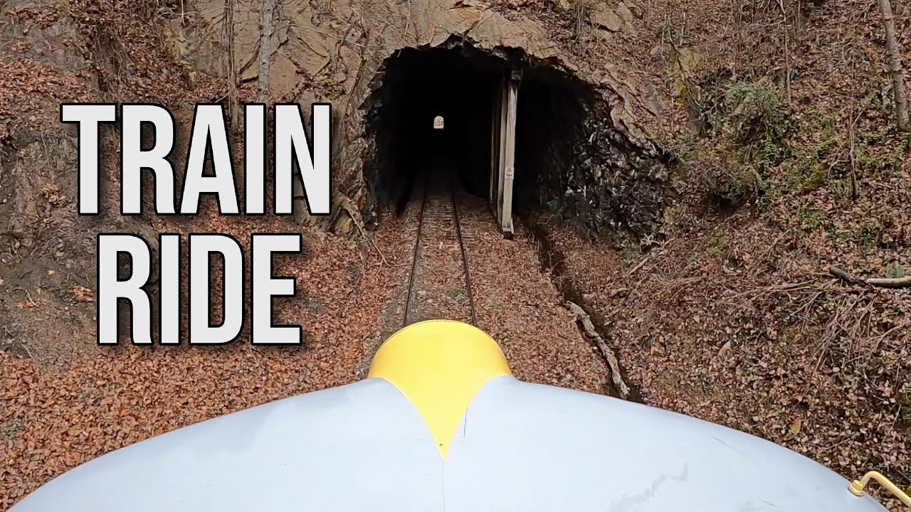 Train Ride on Tennessee's Most-Scenic Railroad from Clinchfield 800 ...