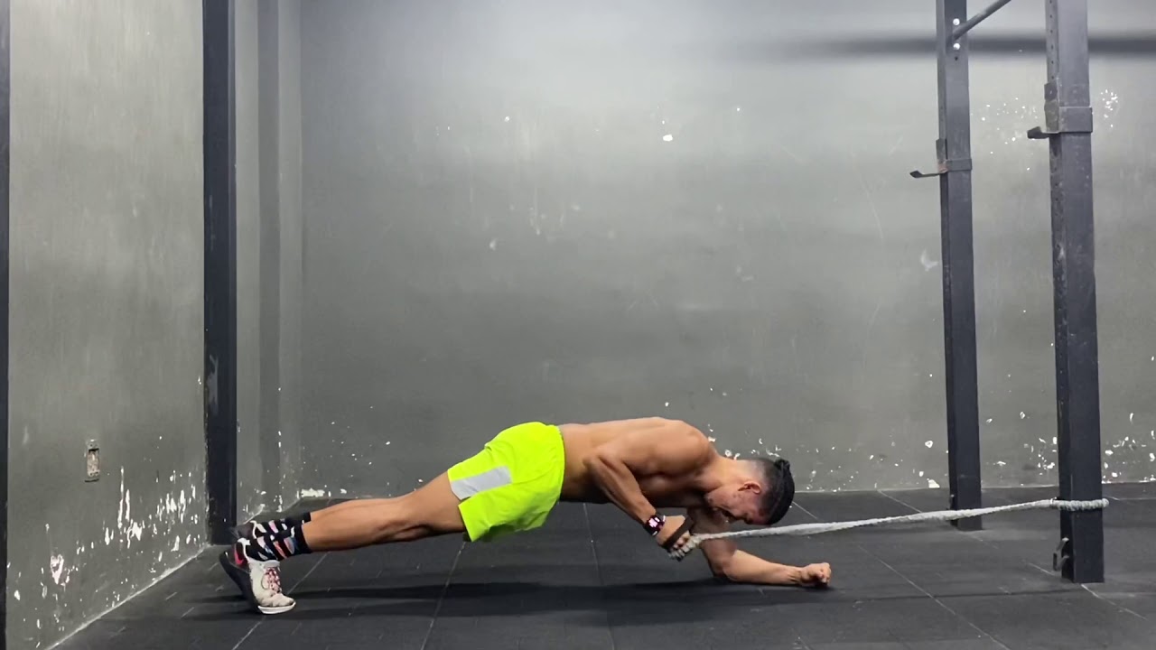 Plank Band Pull - YouTube