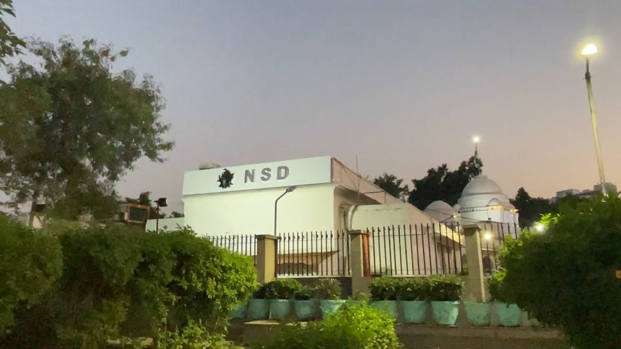 Watching A Play At National School Of Drama (NSD) || AV 9 - YouTube