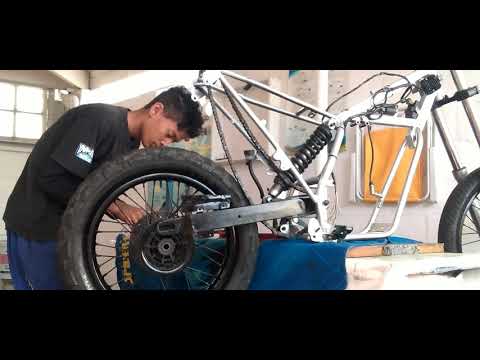 Dirt bike rebuild// Part 2 //skyteam st200//BikeLifeCpT 🔥🔥🔥