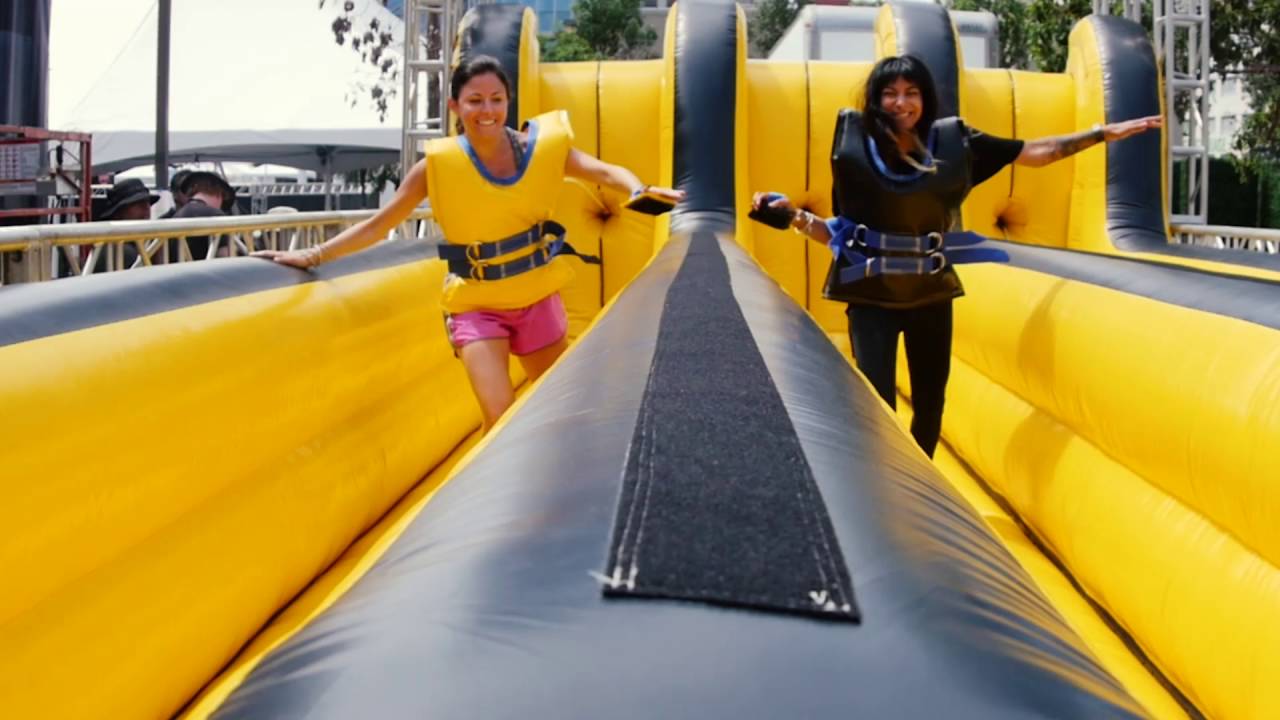 RedPeg 2016 Comic-Con Day 2 Build - YouTube