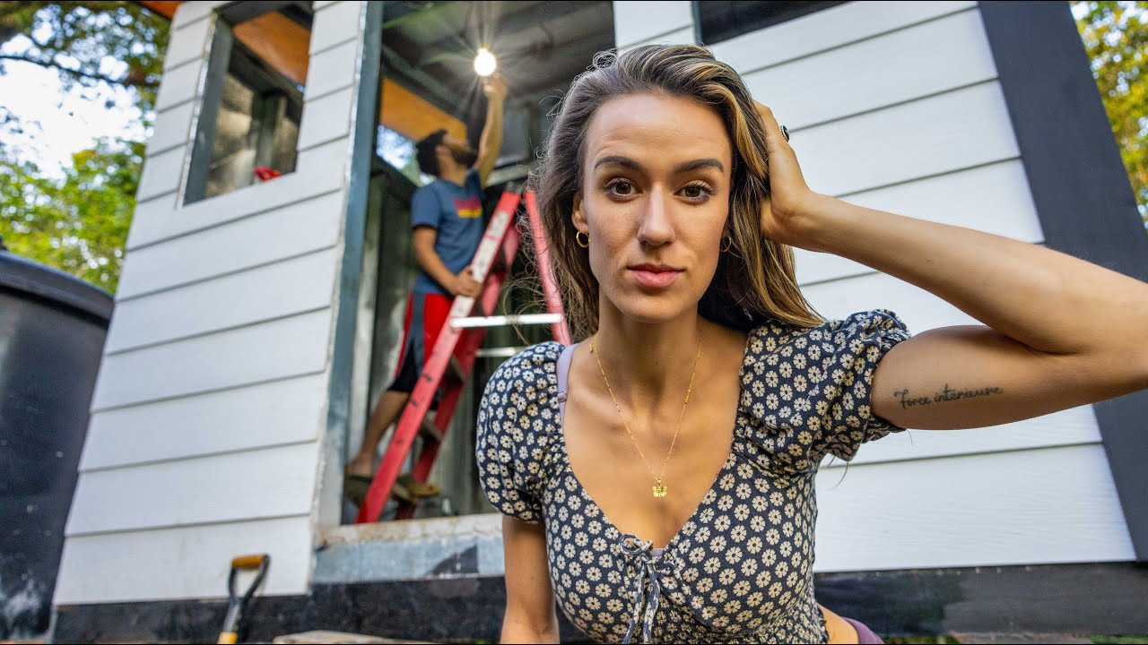 KAYLEE NEEDS SURGERY IN PANAMA... hard days living off grid - YouTube