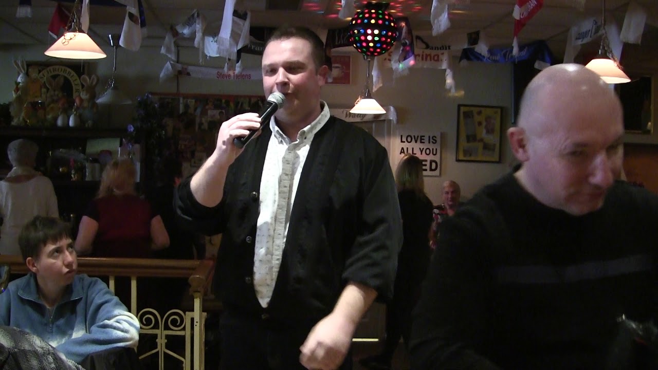 René Troost met ga jij maar naar die ander in Brasserie Ambiance te ...