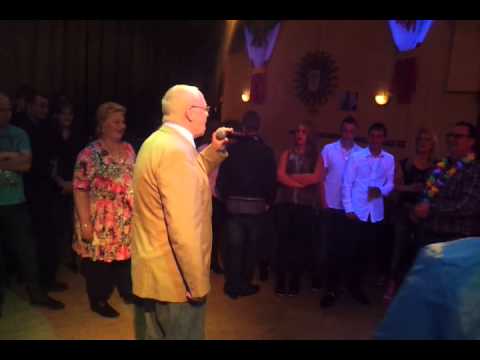 Surpiseparty | Peter van Velzen ''50 jaar'' | Ossestal - YouTube
