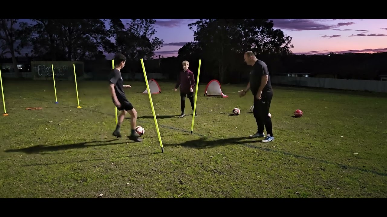 Riley and xander singleton strikers - YouTube