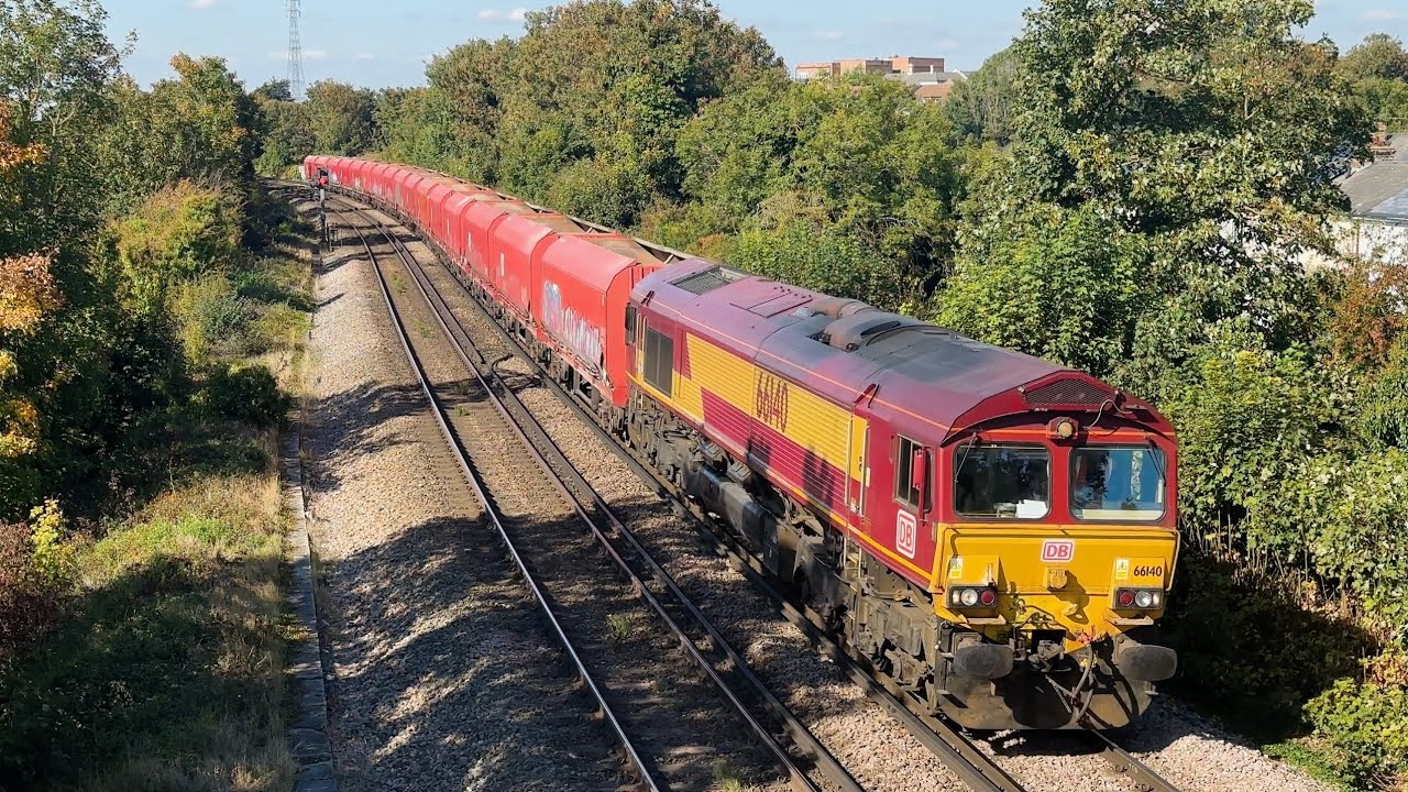 66140 DB Cargo, 6Y08, Northfleet, 30.09.2025 - YouTube