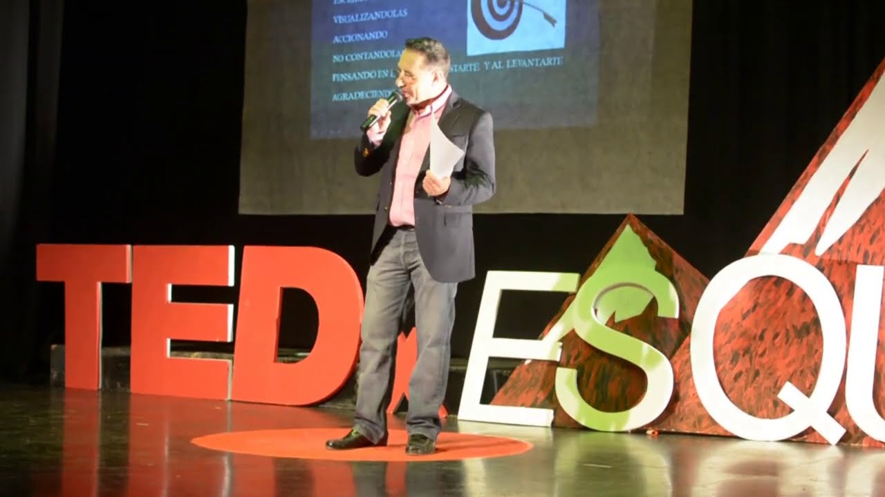 Somos lo que pensamos | Ricardo Bustos | TEDxEsquel - YouTube
