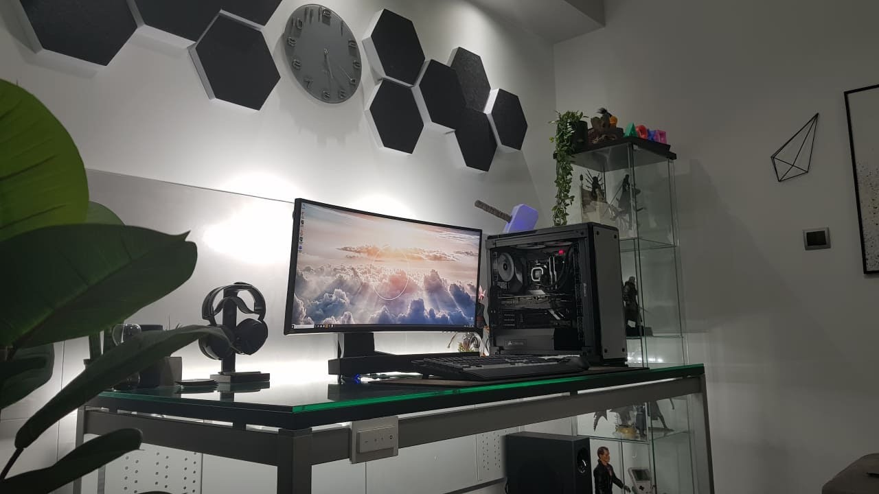 Smart gaming room 2020 - YouTube